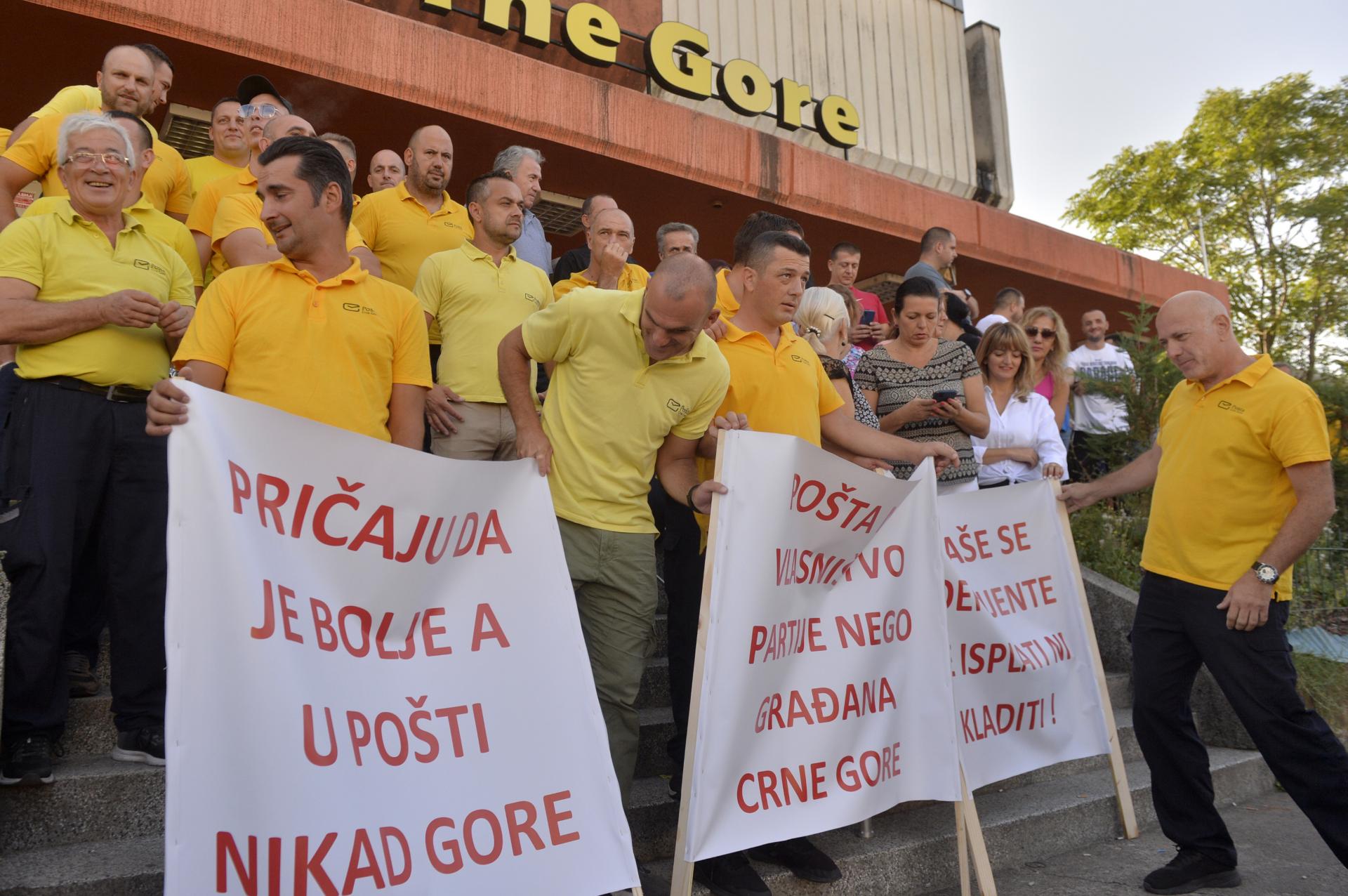 ДАН - Predsjednik Štrajkačkog odbora: Kolege zaposlene u Pošti da ... ДАН - Predsjednik Štrajkačkog odbora: Kolege zaposlene u Pošti da ...