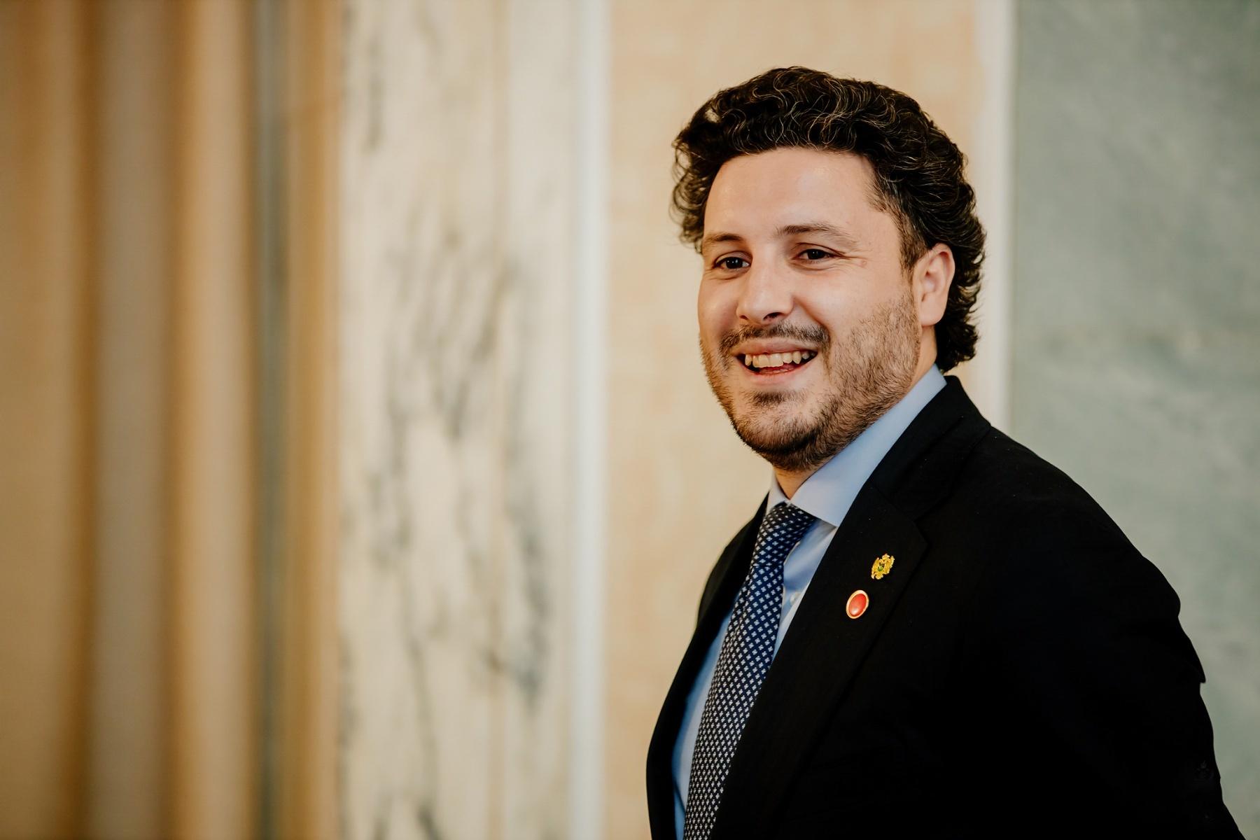 ДАН - Abazović: Pojedini članovi DPS-a tvrde da je Đukanović upropastio ... ДАН - Abazović: Pojedini članovi DPS-a tvrde da je Đukanović upropastio ...