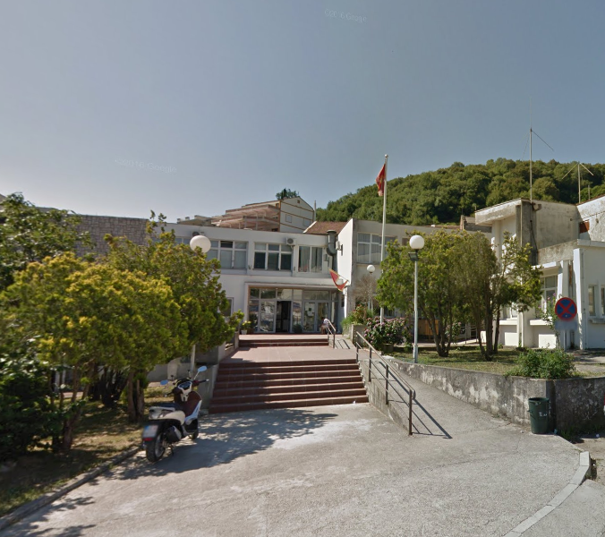 ДАН - Ulcinj: Turski državljanin bježao policiji, kažnjen sa 1.500 eura